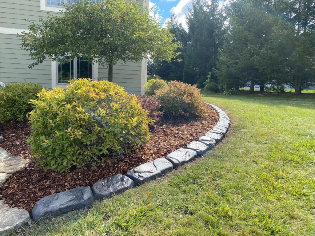 Premium Concrete Landscape Edging And Borders | Cedar Creek Curbing